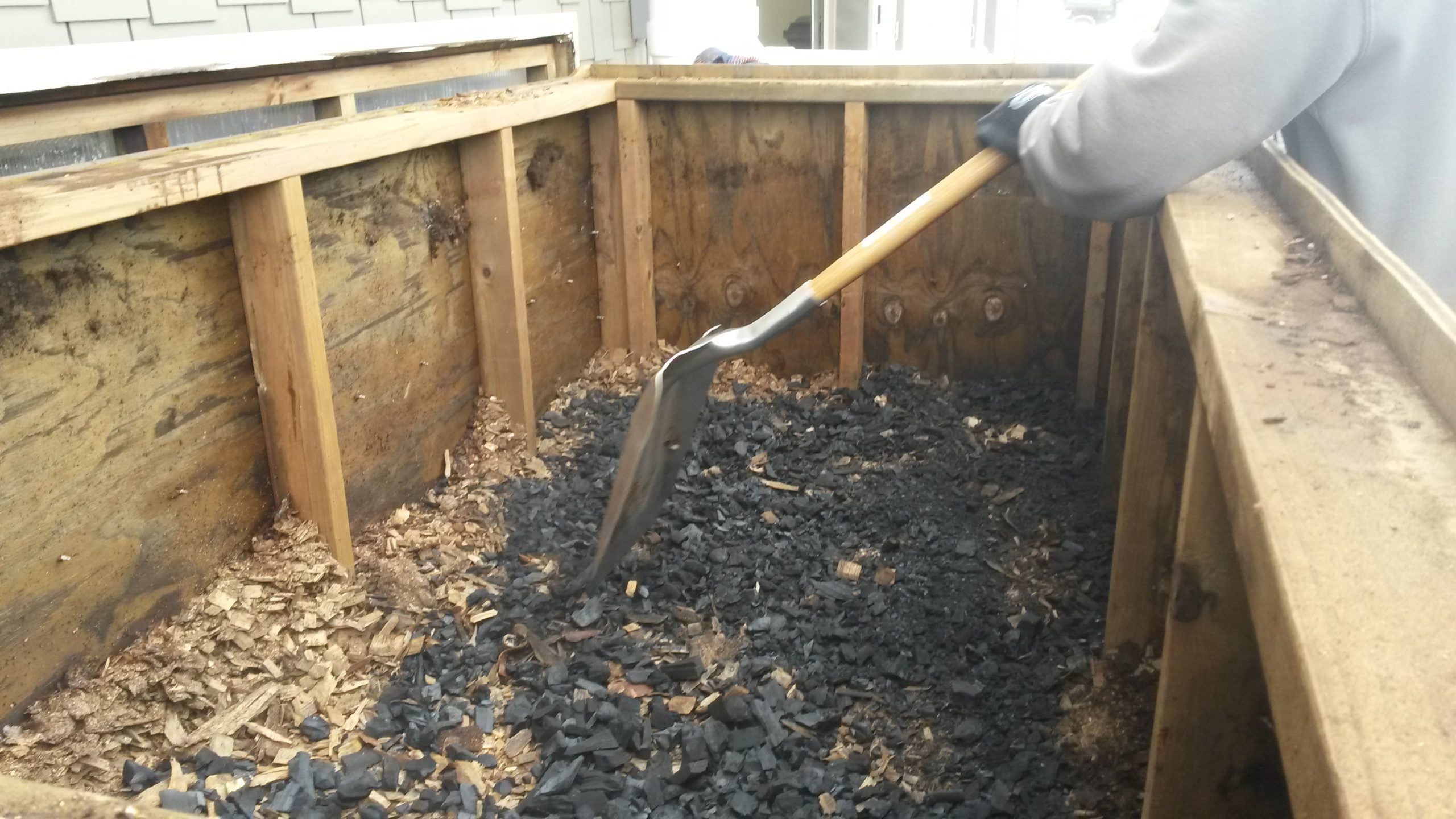 Composting Inside? The Earth Flow Shows You How - Green Mountain ...